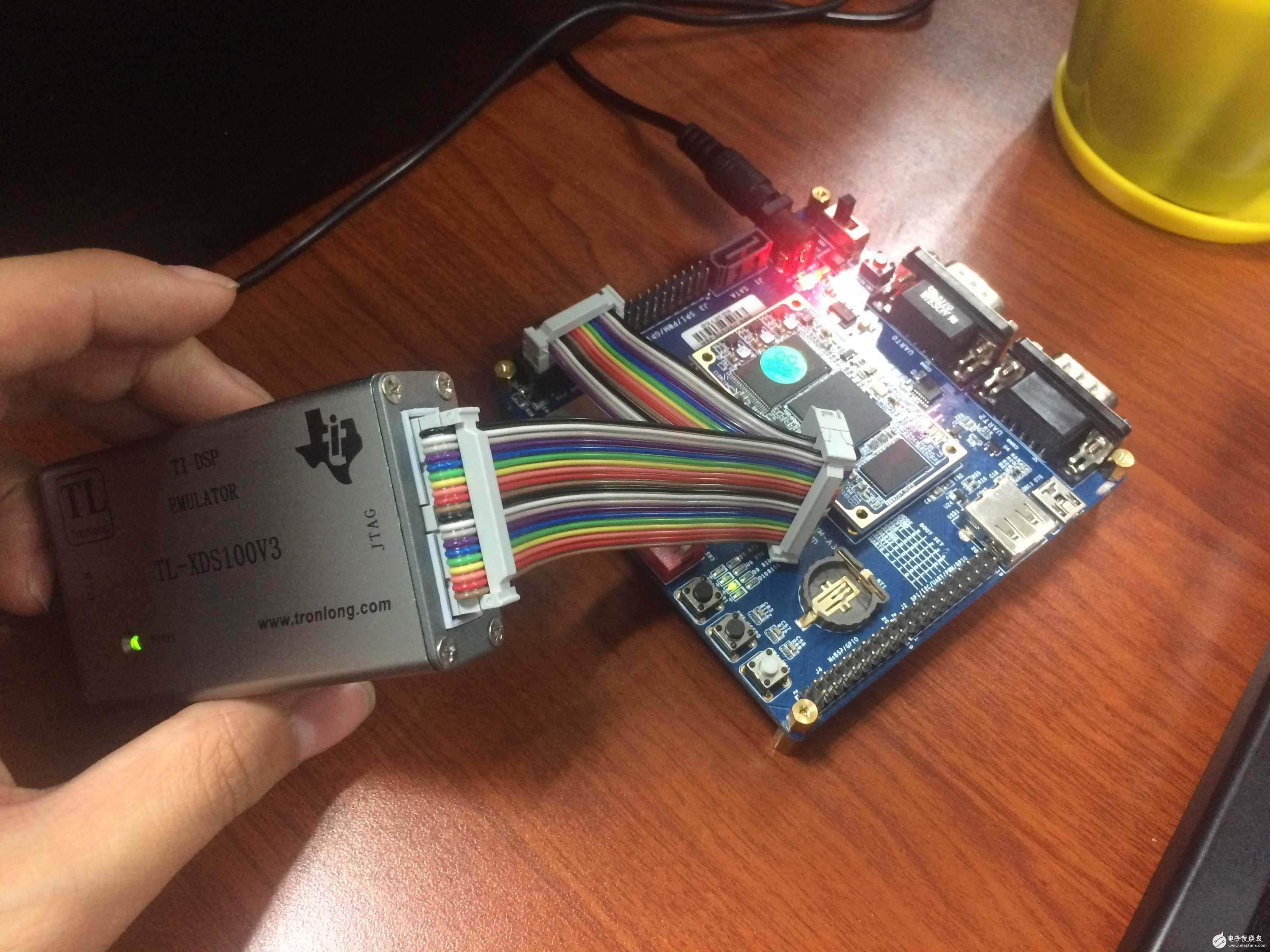 +TMS320C6748第一个程序跑马灯+基本程序的调试运行方法 - 微波EDA网